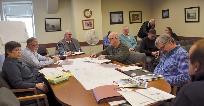 Here comes the bus | News, Sports, Jobs - The Express